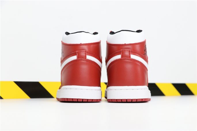 Air Jordan 1 Mid ‘Chicago’ Gym Red/White – The Sole Line