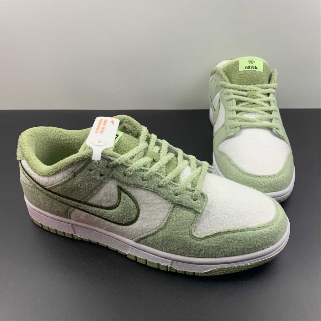 Nike Dunk Low Honeydew/Phantom/Alligator For Sale – The Sole Line